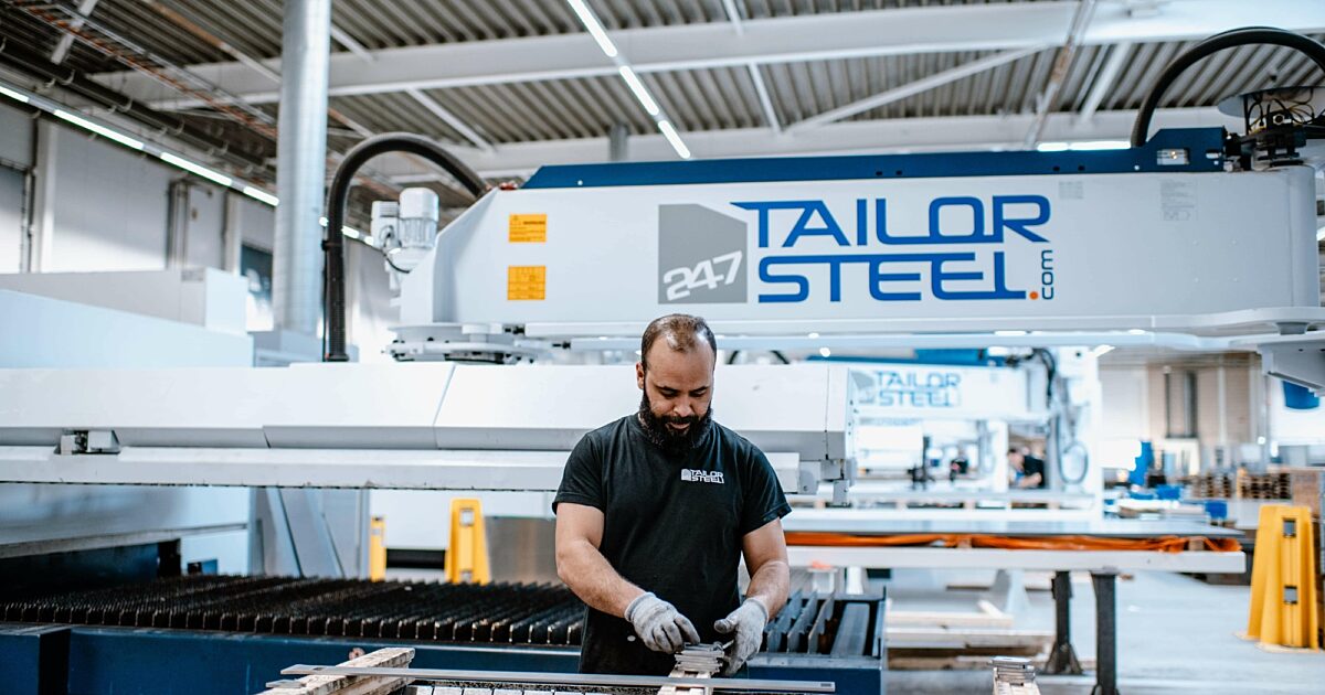 247TailorSteel wervingscampagne | Niice